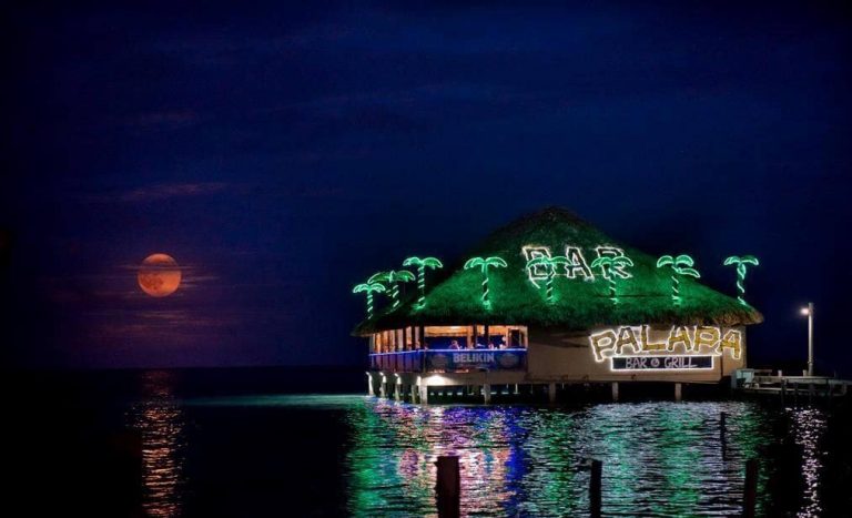 The Best Beach Bars in Belize