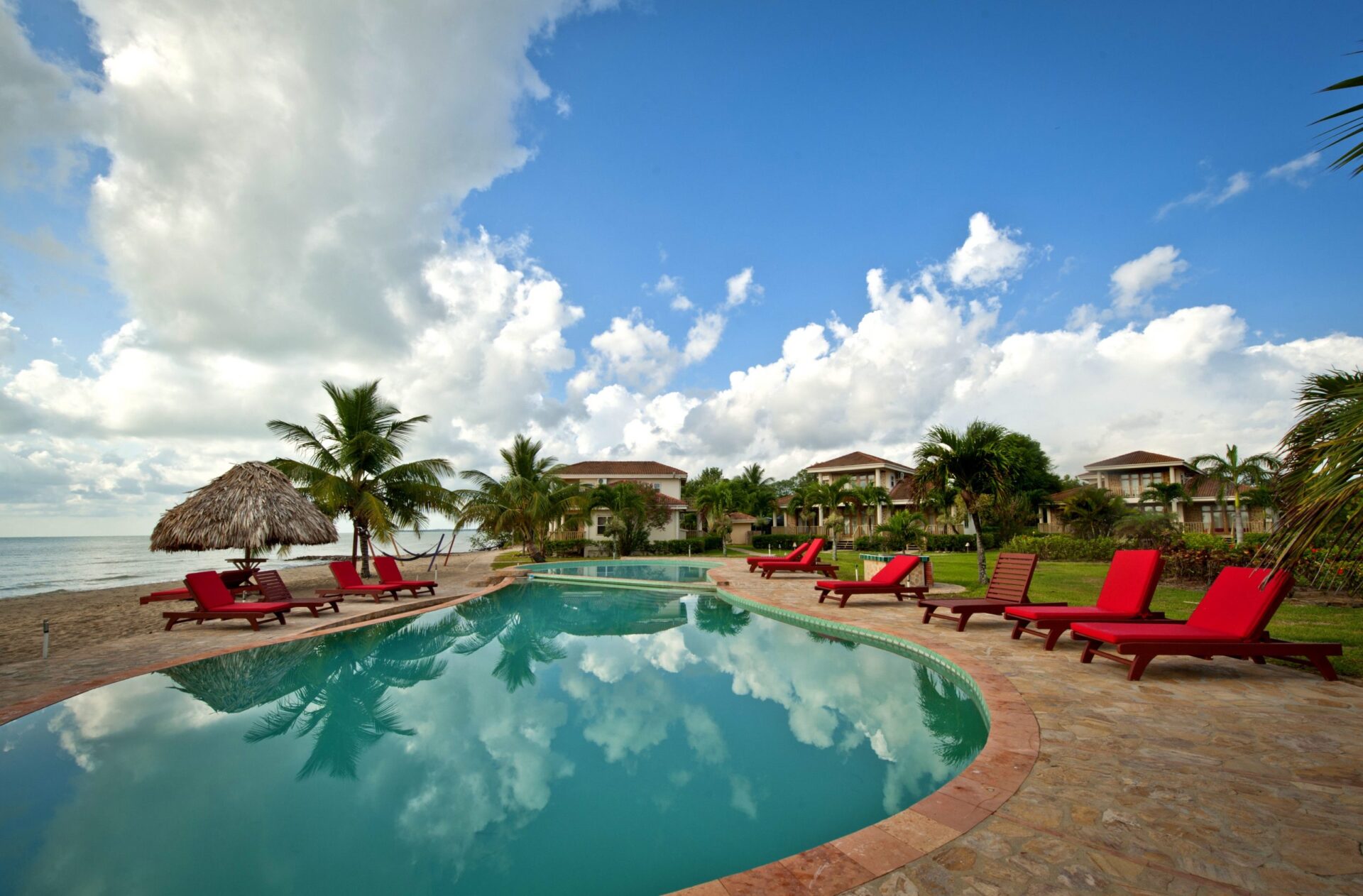 The Top 5 Most Romantic Spots In Belize For A Couples Trip